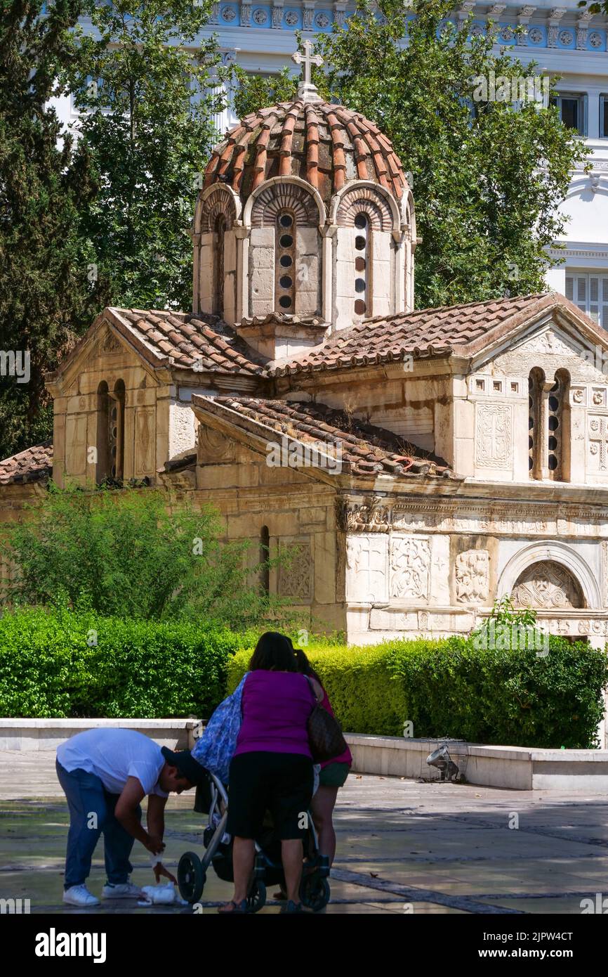Eglise de panaghia kapnikarea hi-res stock photography and images - Alamy