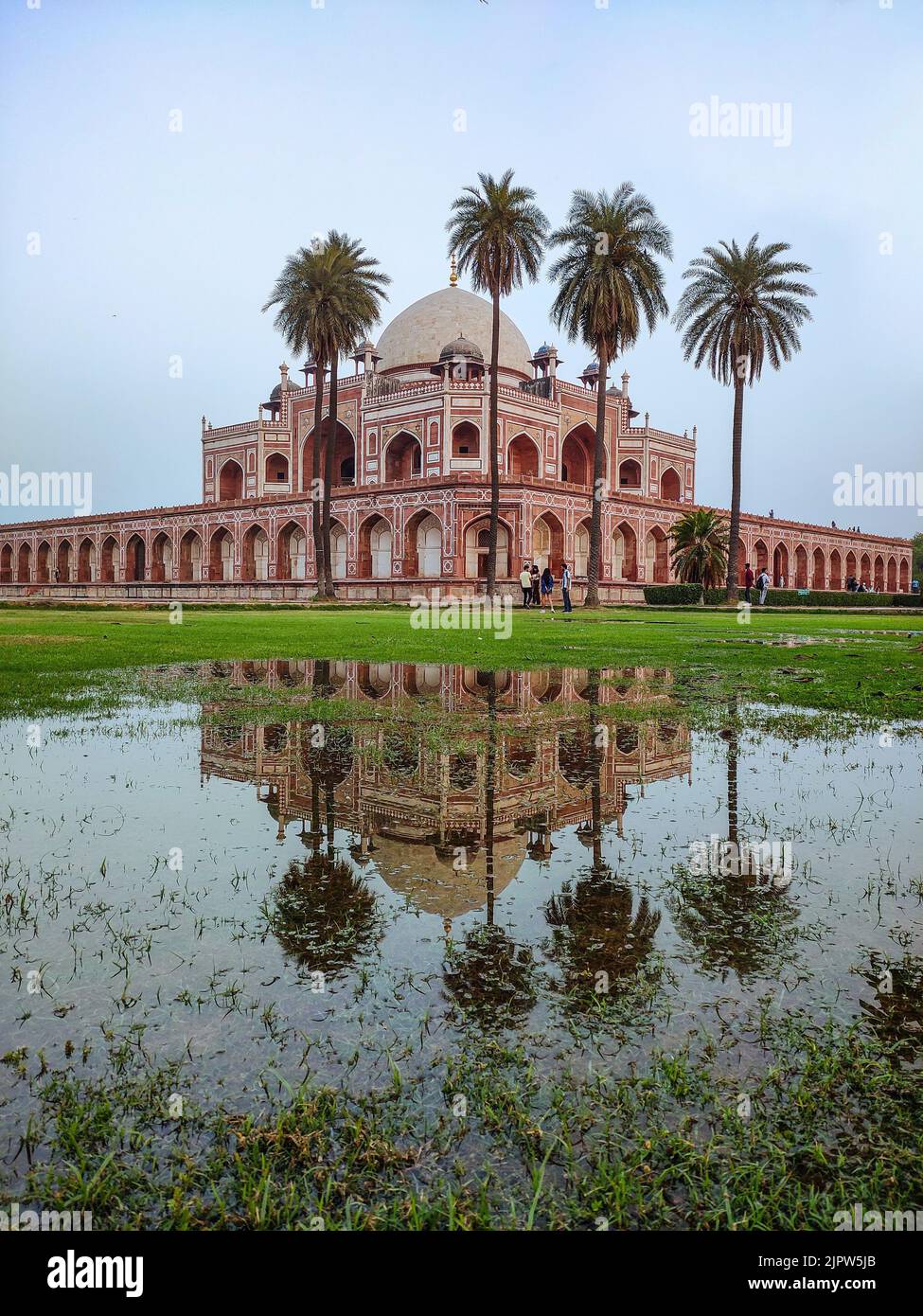 The lawn of the humayuns tomb hi-res stock photography and images - Alamy