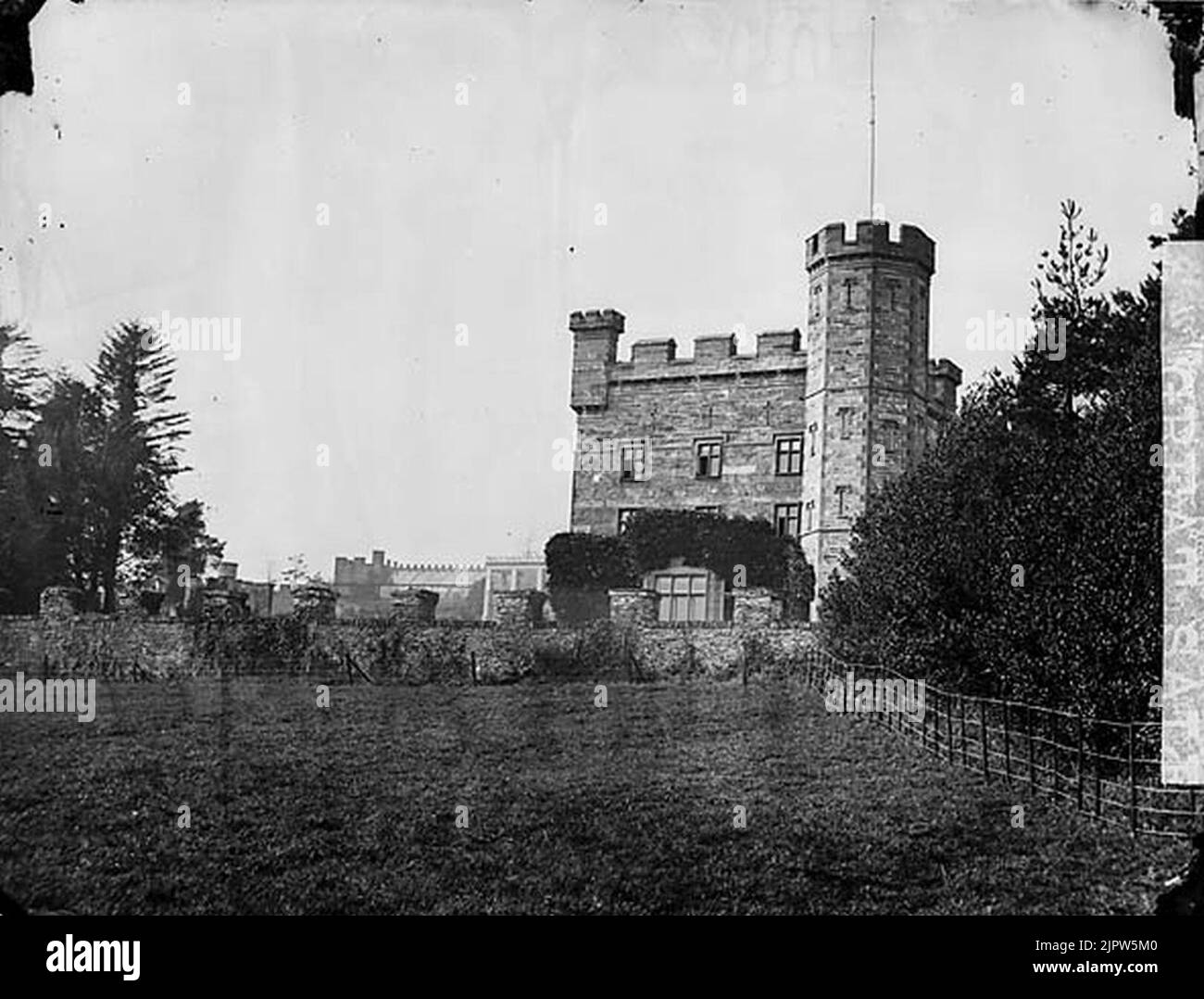 The terraces, Castell Deudraeth, Penrhyndeudraeth Stock Photo - Alamy