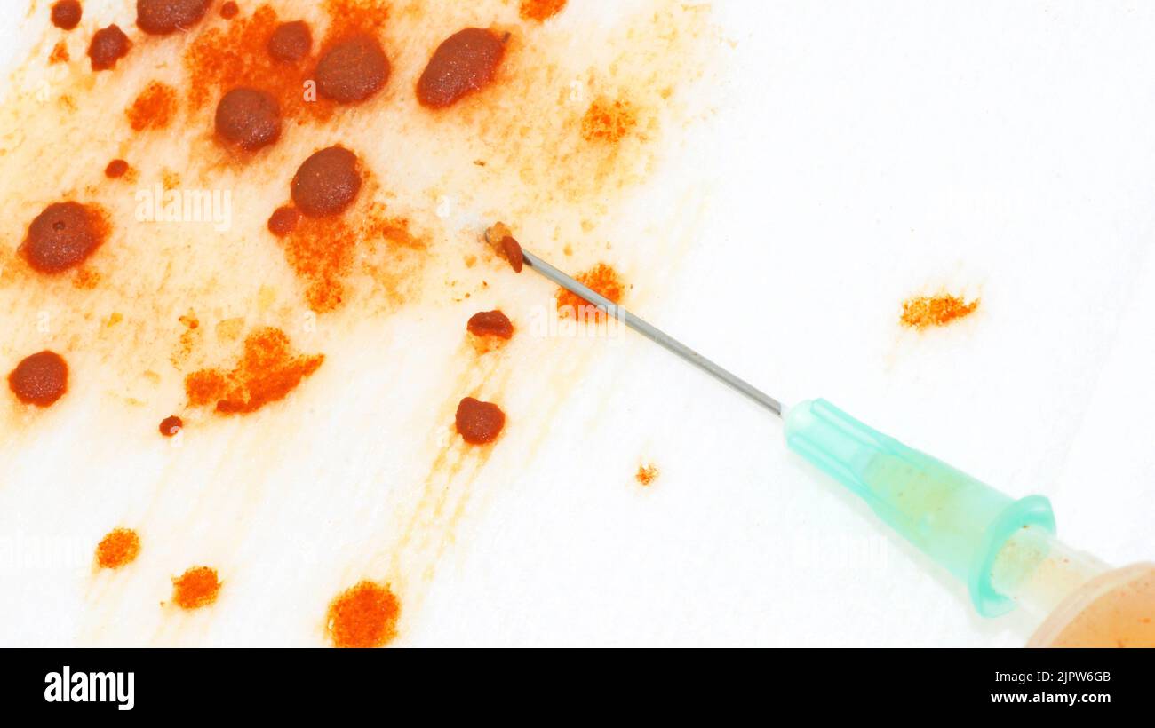 Syringe and needle on white background Stock Photo - Alamy