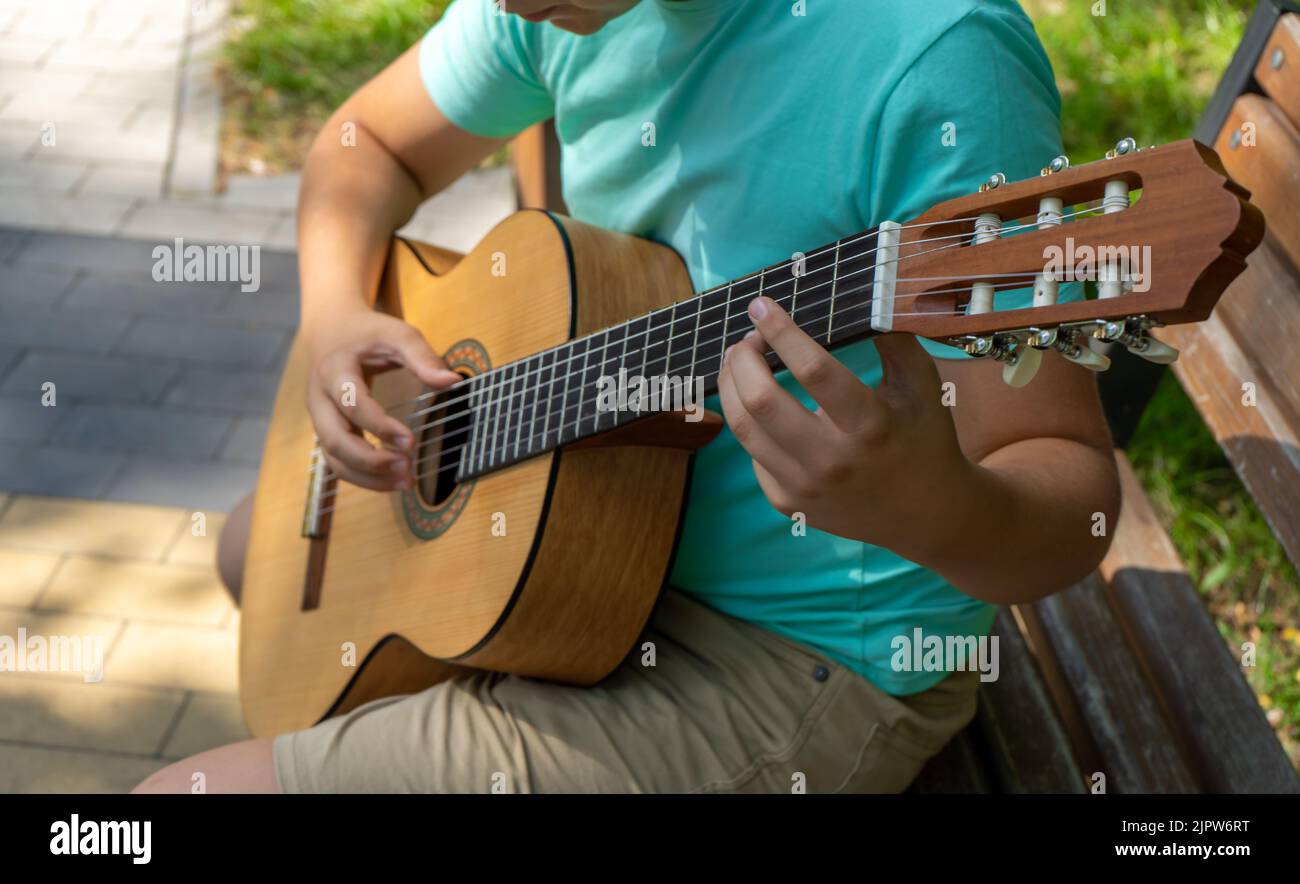 Lesson street hi-res stock photography and images - Alamy