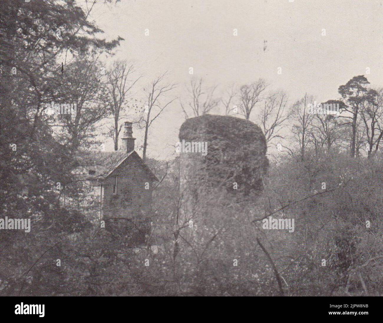 The tower at kilmaurs collegiate church hi-res stock photography and ...