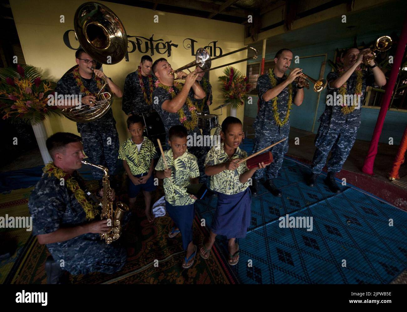The U.S. Pacific Fleet Band performs. (8961151870 Stock Photo - Alamy