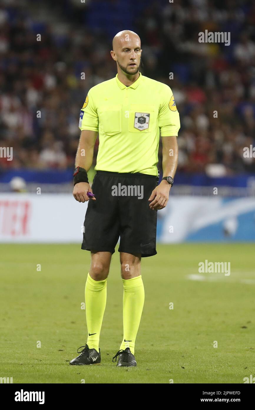 Referee Eric WATTELLIER during the French championship Ligue 1 football ...