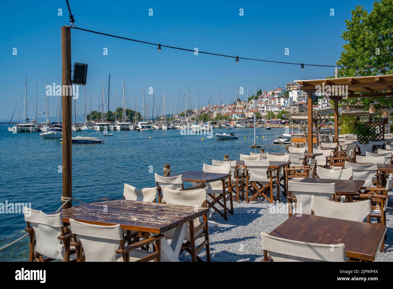 Harbourside scene hi-res stock photography and images - Alamy