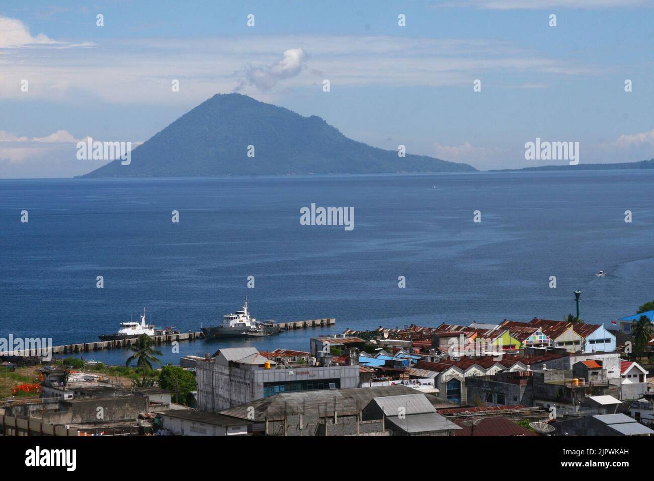 The Volcano Disaster Assistance Program (VDAP) (4950156736 Stock Photo ...