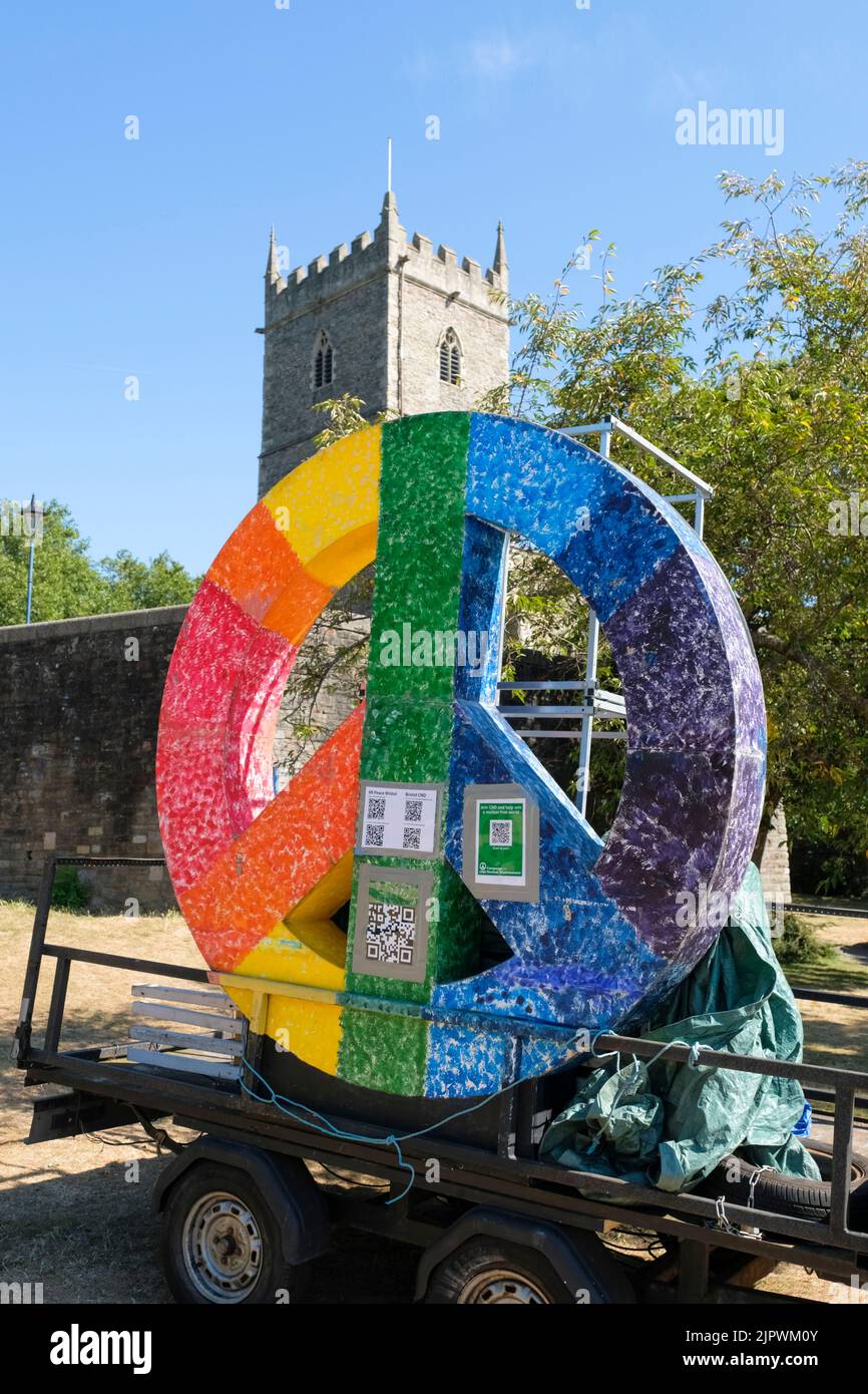 CND sign, ban the bomb mandela. castle park Bristol Stock Photo - Alamy