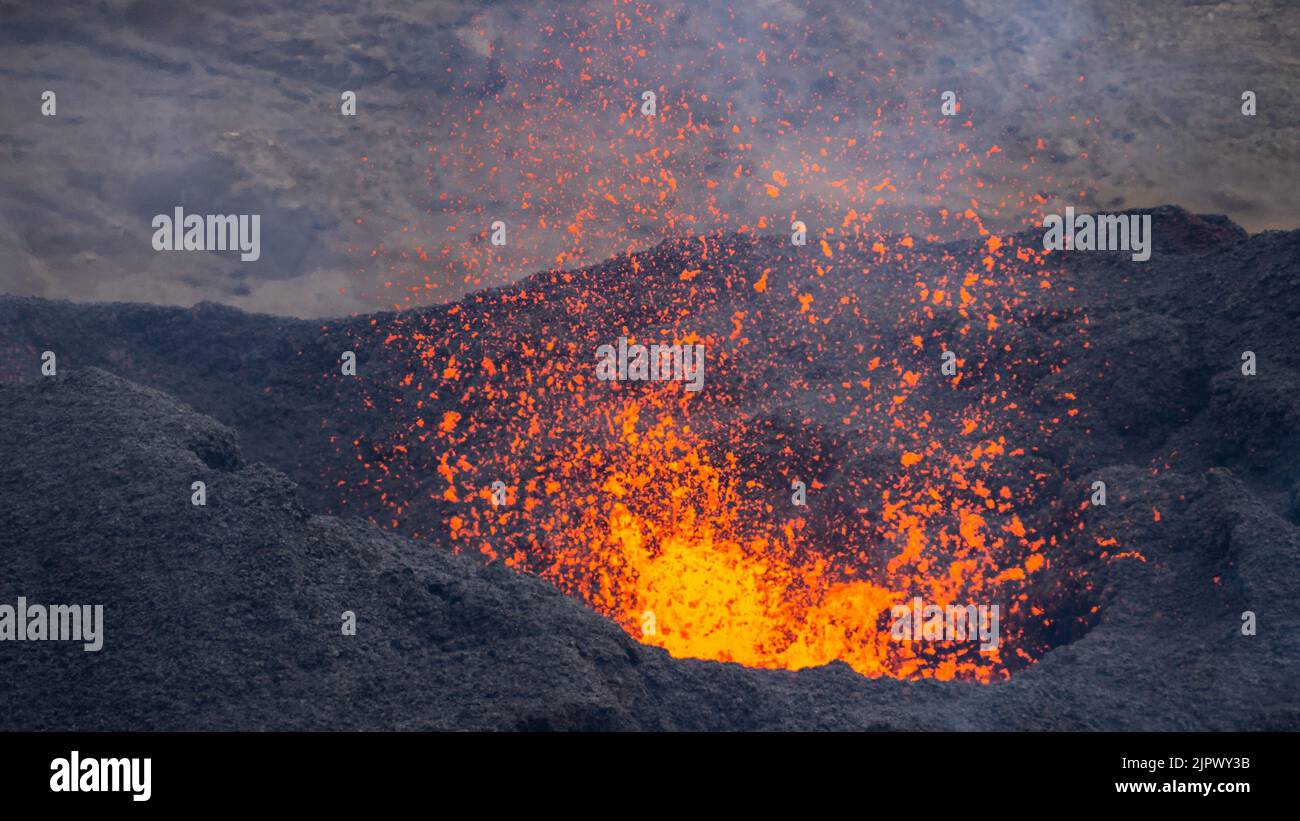 Meradalir Valley, Iceland. 19th August, 2022. Volcanic eruption in the ...