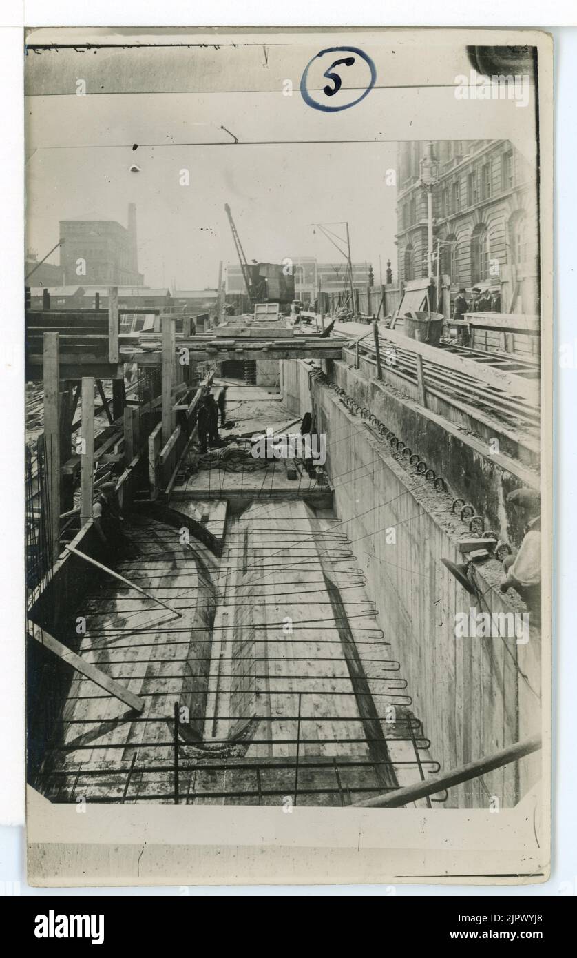 Construction of the Queensway Mersey Tunnel. 1925-1934 Stock Photo - Alamy