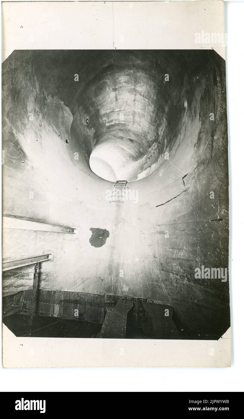 Construction of the Queensway Mersey Tunnel. 1925-1934 Stock Photo - Alamy