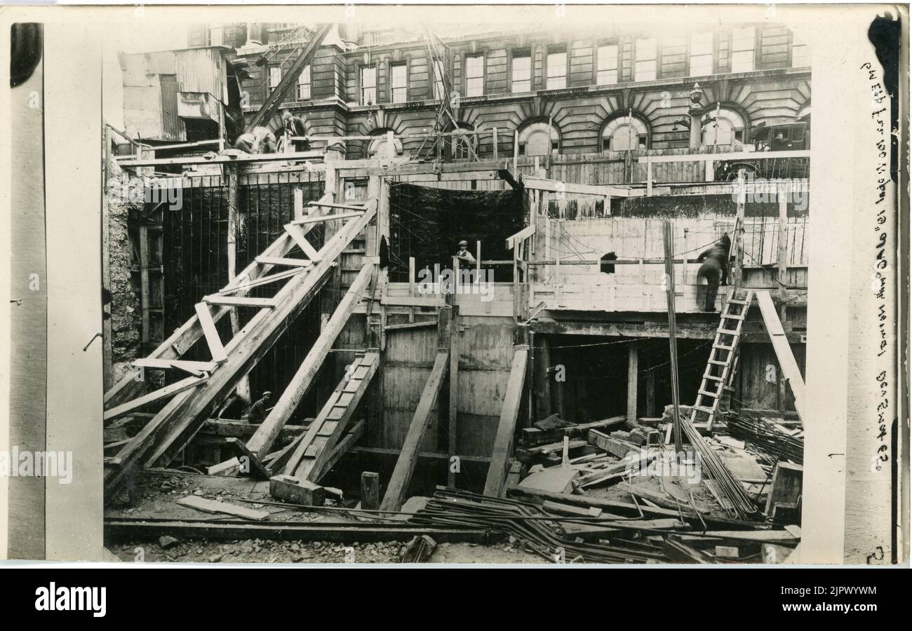 Construction of the Queensway Mersey Tunnel. 1925-1934 Stock Photo - Alamy