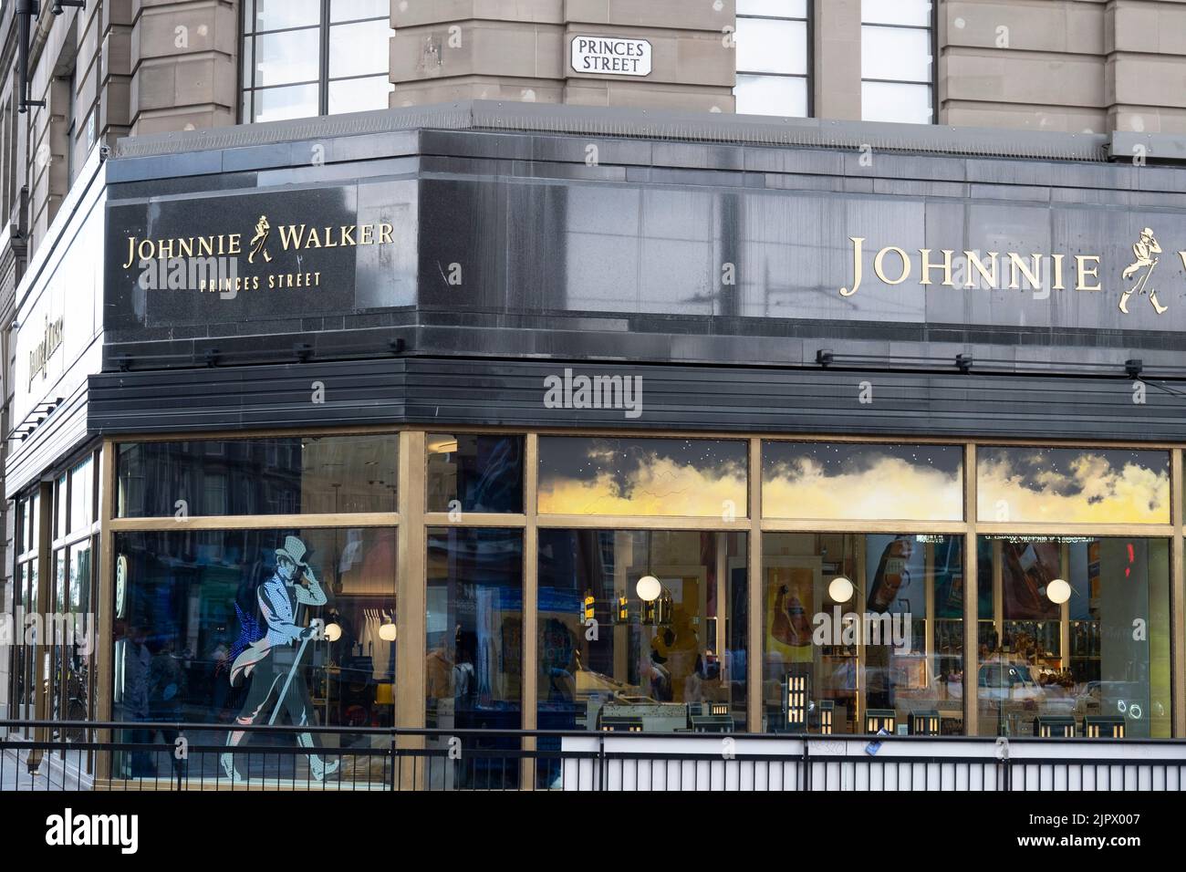 Johnie walker whiskey hi-res stock photography and images - Alamy