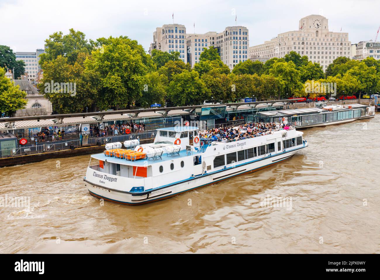 Mv thomas doggett hi-res stock photography and images - Alamy