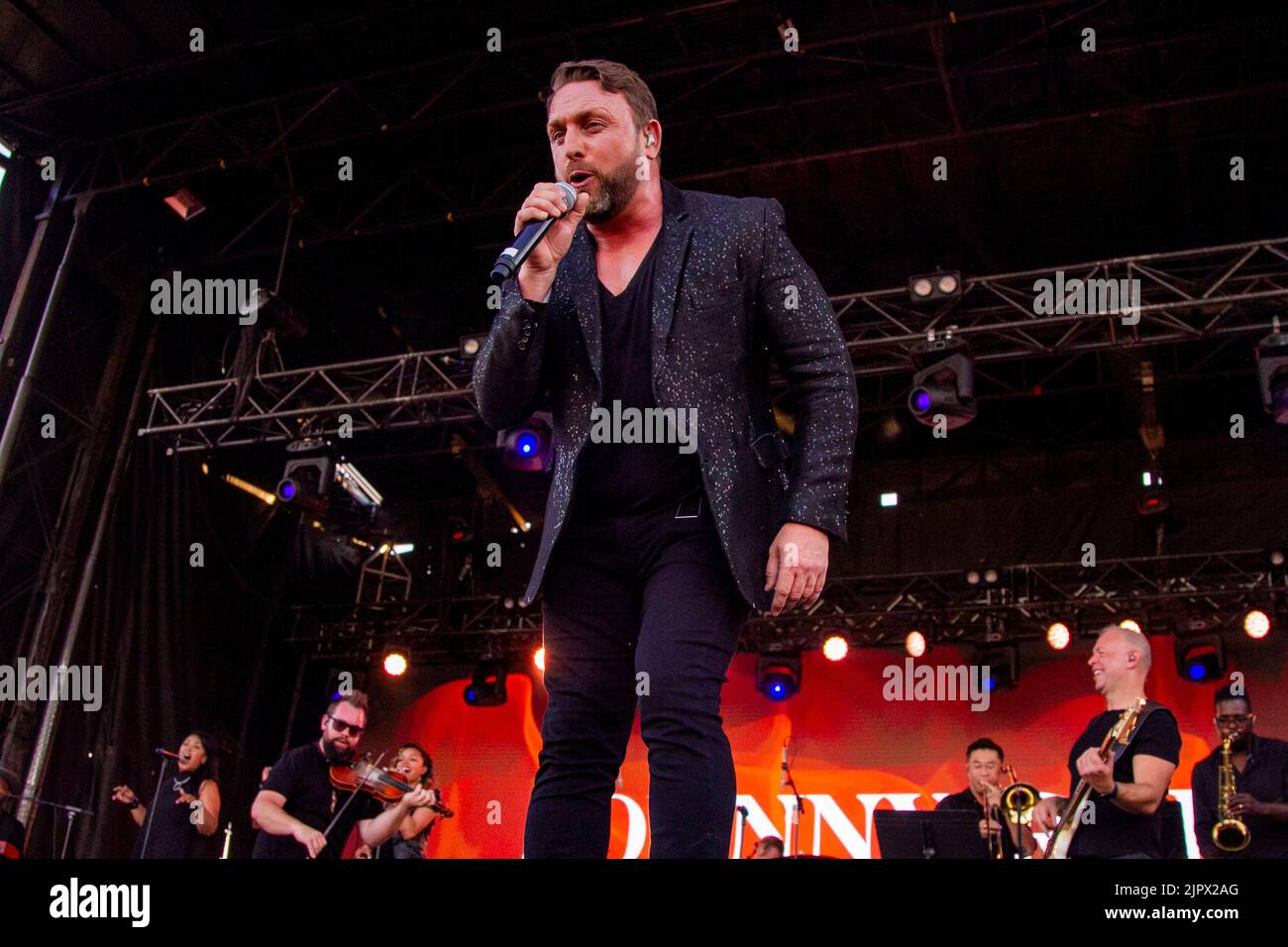 Johnny reid hi-res stock photography and images - Alamy