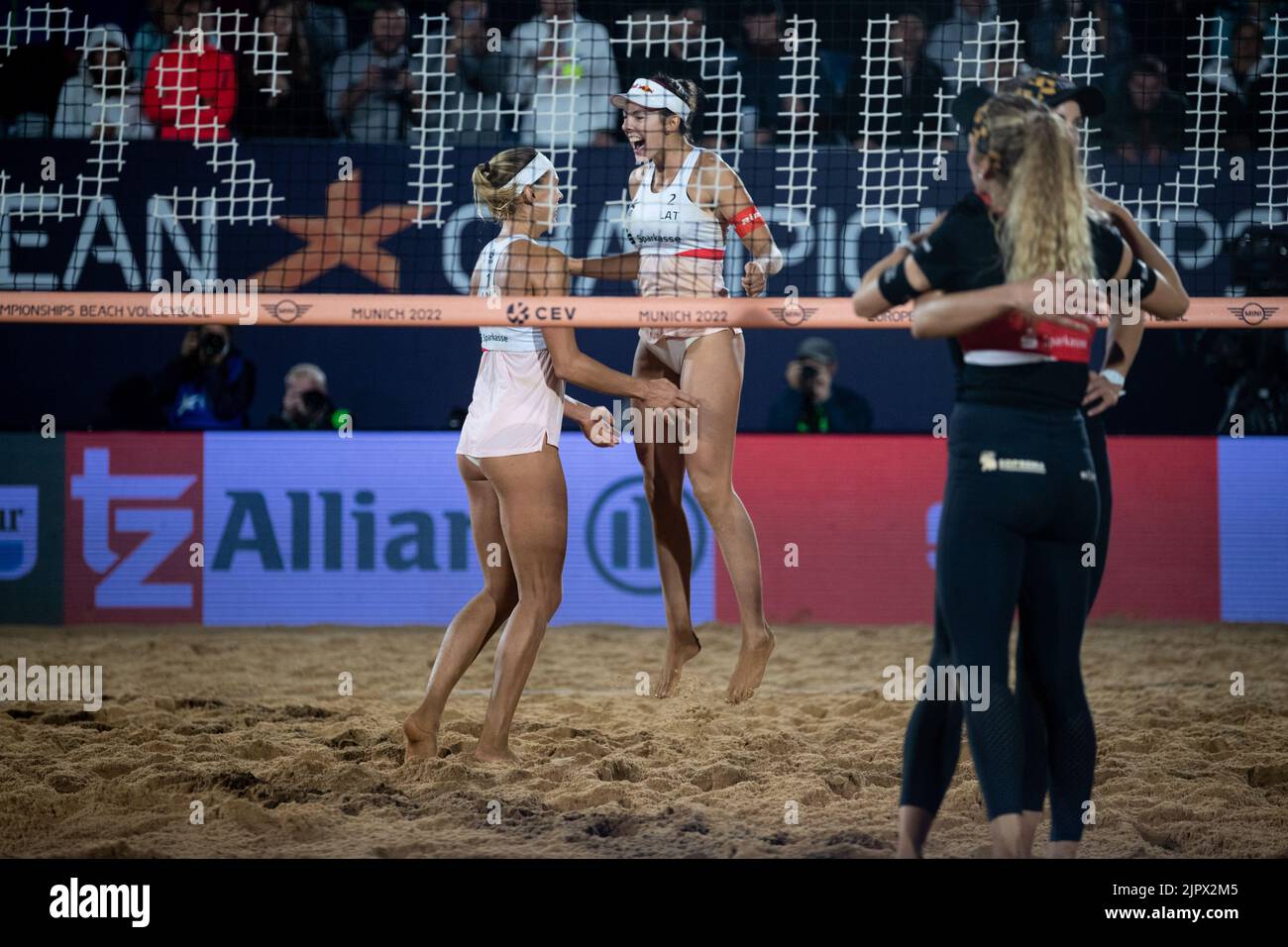 Munich, Germany. 20th Aug, 2022. Tina Graudina (1 Latvia) and Anastasia ...