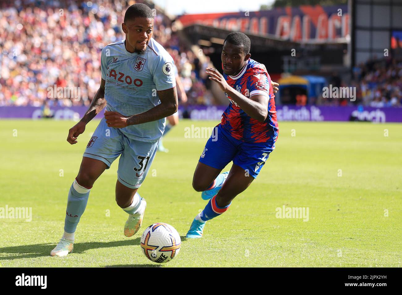 Leon Bailey of Aston Villa dribbling with the ball Stock Photo - Alamy
