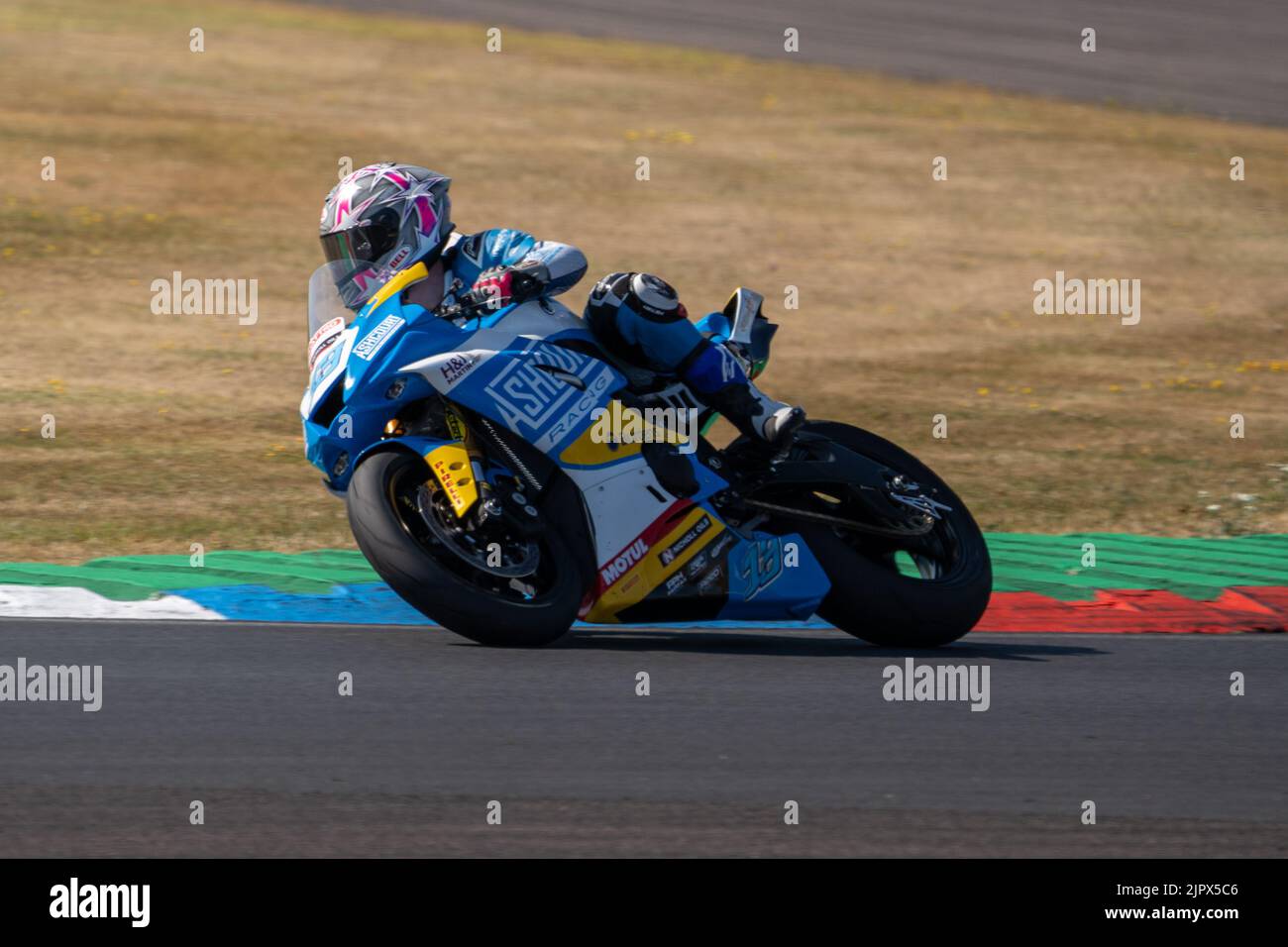 Lee Johnston 13 Ashcourt Racing British Super Bikes GP2 Thruxton 2022 ...