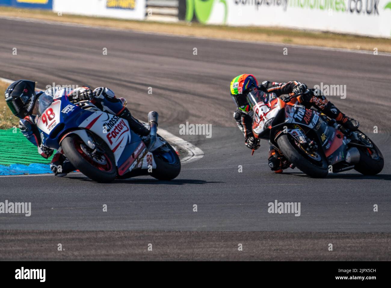 Tomas De Vries 98 And Joey Thompson British Super Bikes GP2 Thruxton ...
