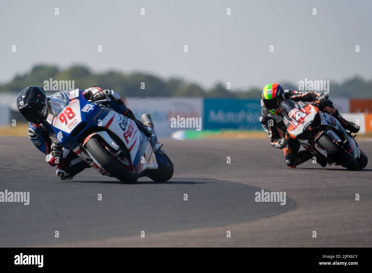 Tomas De Vries 98 And Joey Thompson 14 British Super Bikes GP2 Thruxton ...