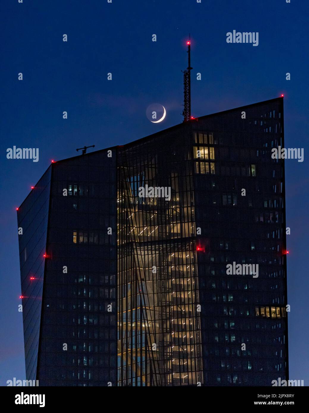 Downtown frankfurt moon hi-res stock photography and images - Alamy