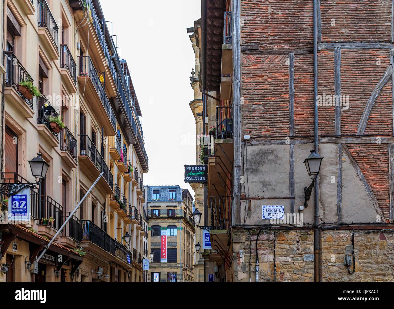 Pintxos bars san sebastian hi-res stock photography and images - Alamy