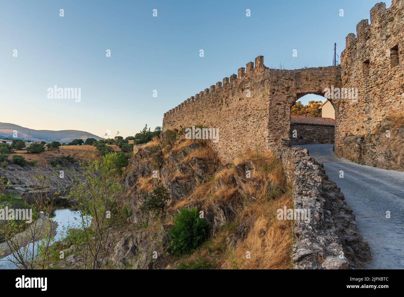Medieval walled enclosure hi-res stock photography and images - Alamy