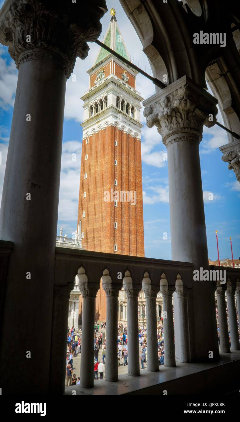 A vertical View through arch of Campanile tower in Venetian Doge's ...