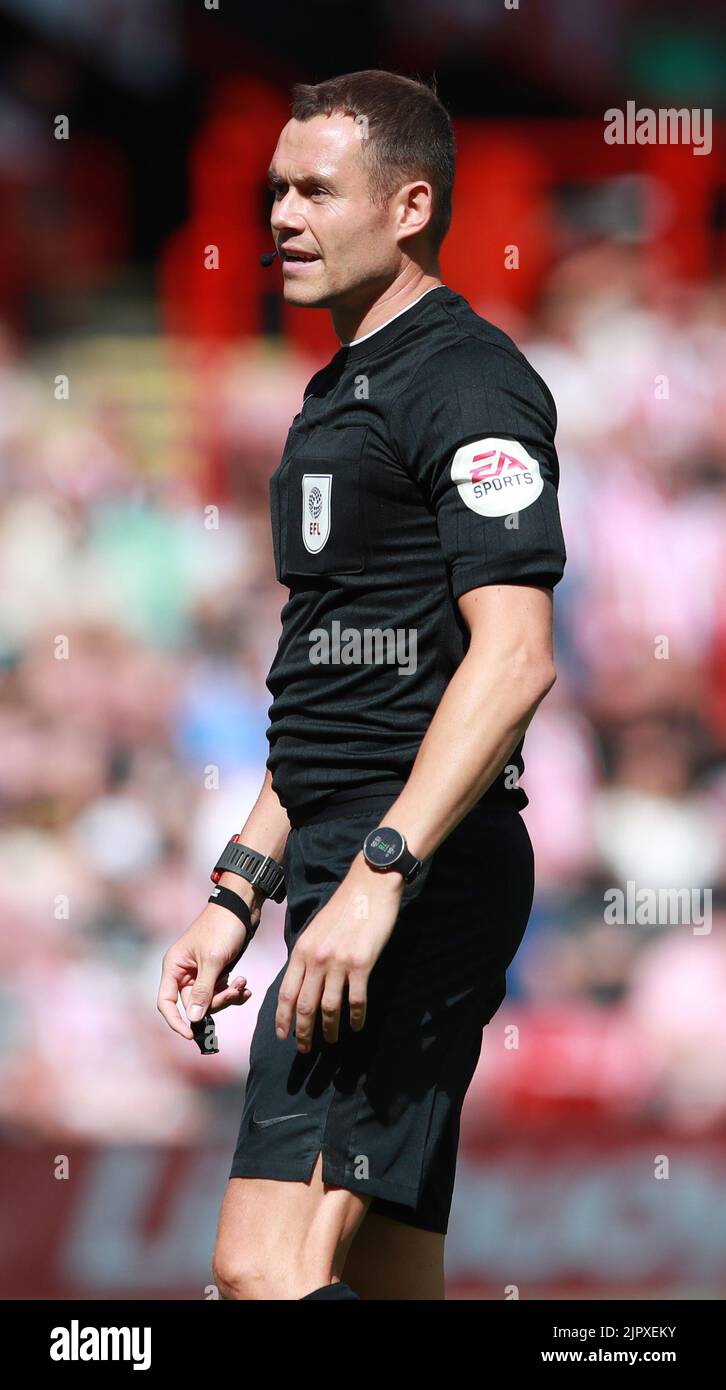 Sheffield, UK. 20th Aug, 2022. Referee Leigh Doughty during the Sky Bet ...