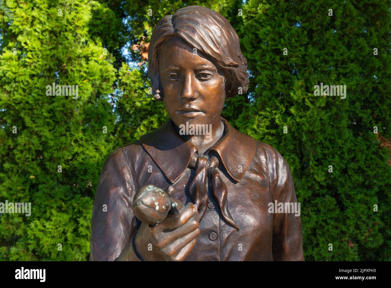 What Is The Radium Girl Statue Holding at Edward Mcfarlane blog