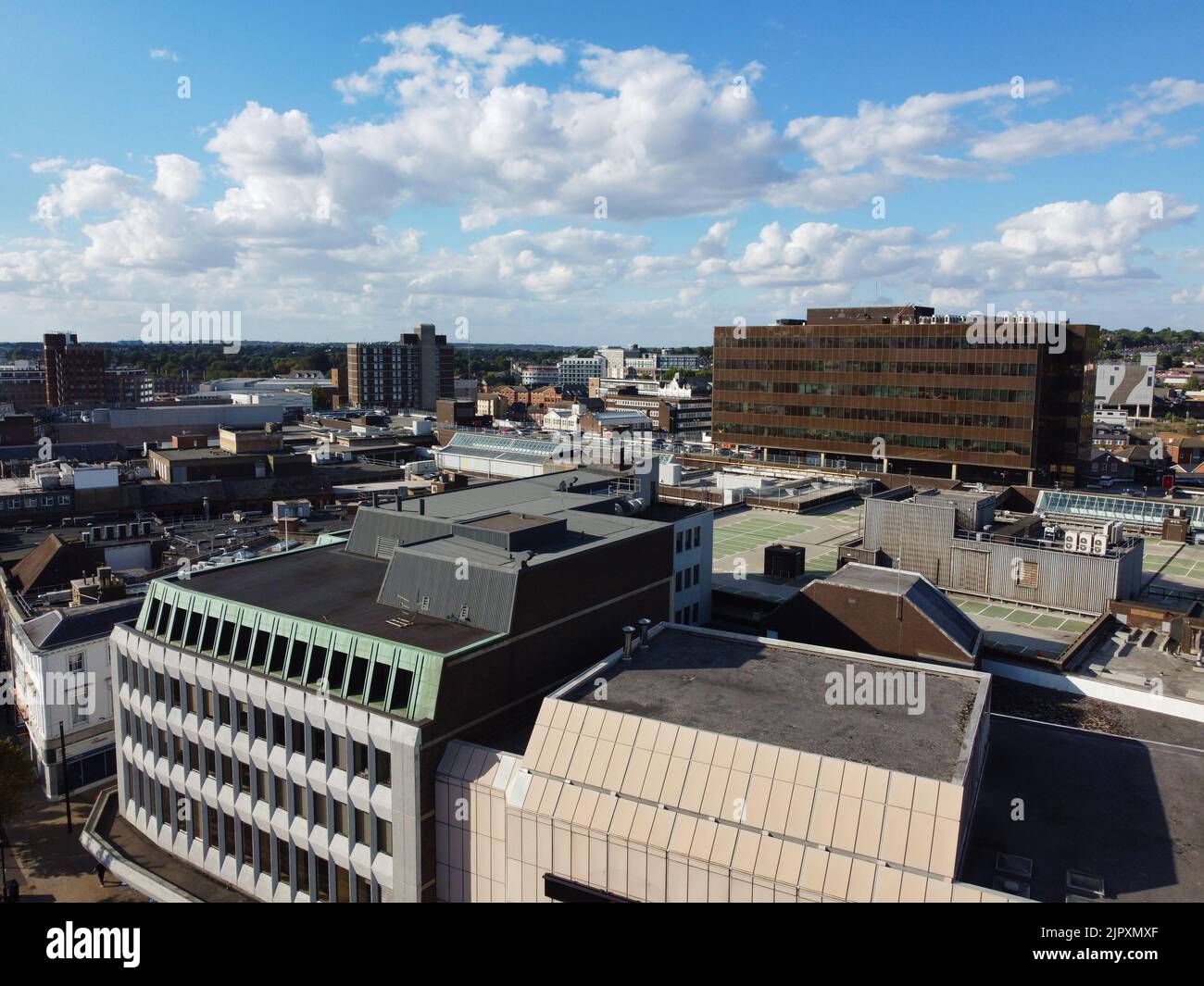 Bedfordshire university campus hi-res stock photography and images - Alamy