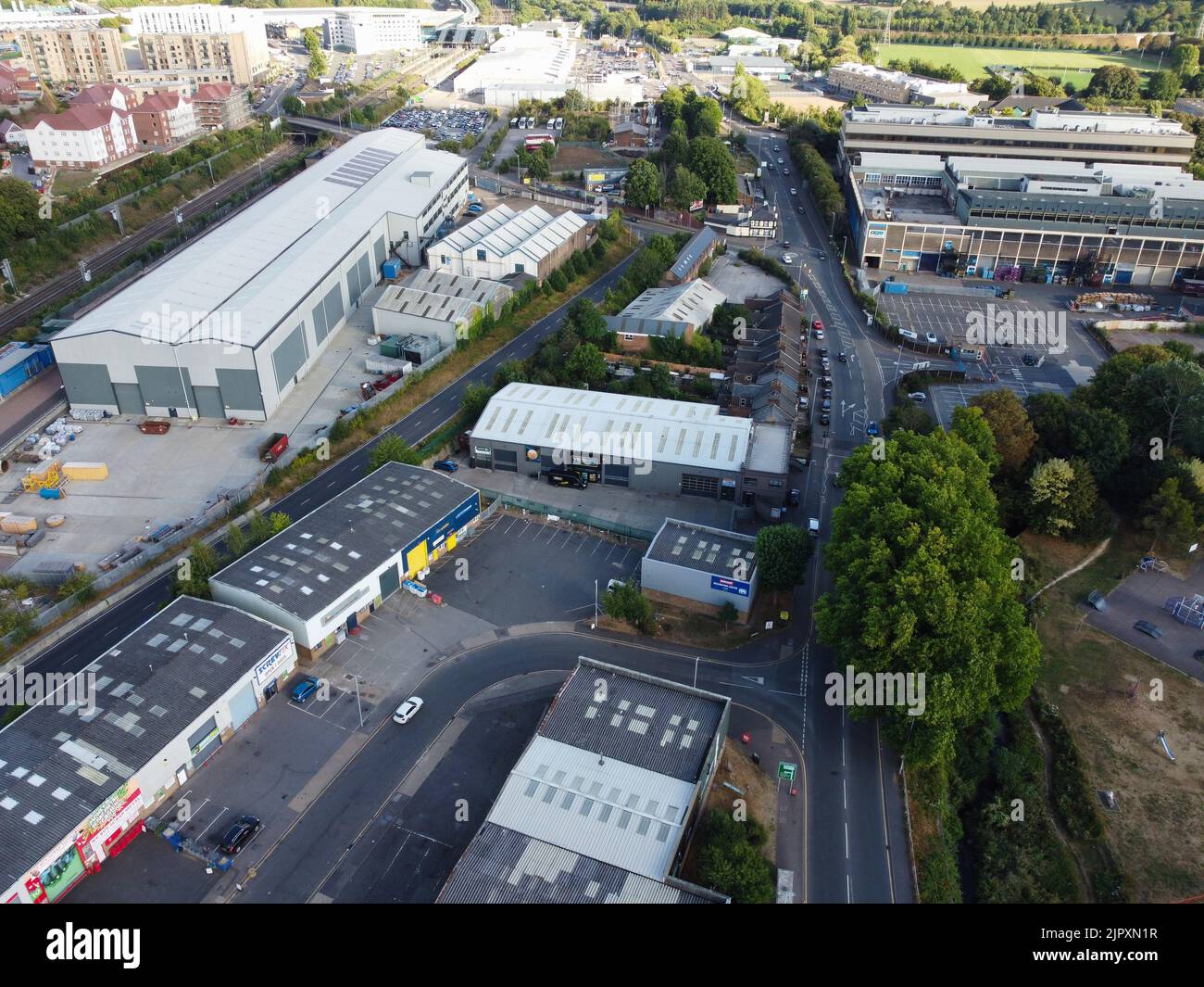 Bedfordshire university campus hi-res stock photography and images - Alamy