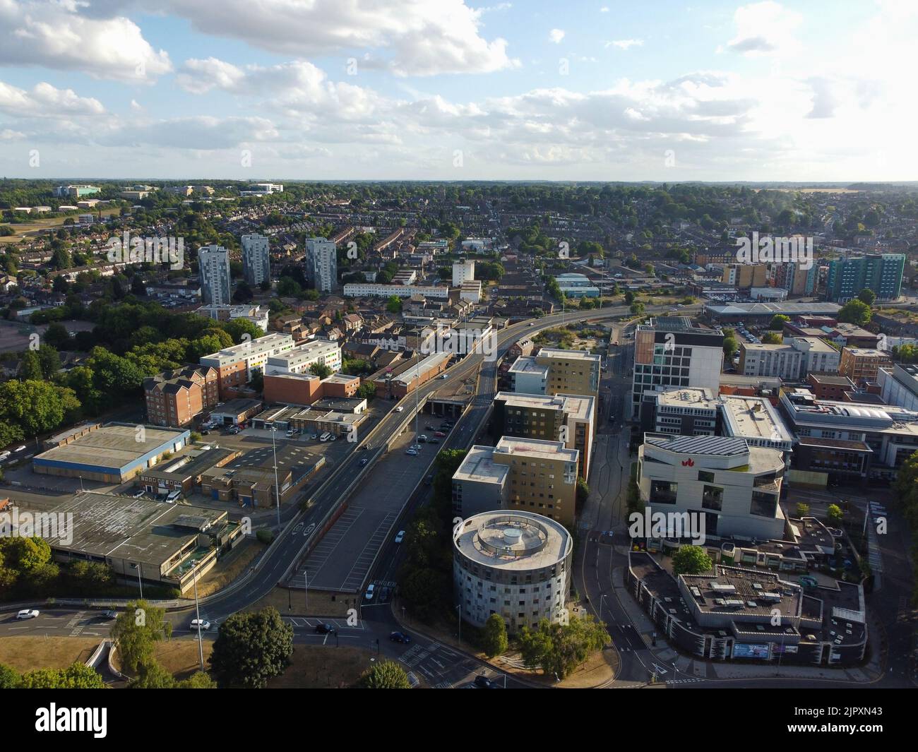 Bedfordshire university campus hi-res stock photography and images - Alamy