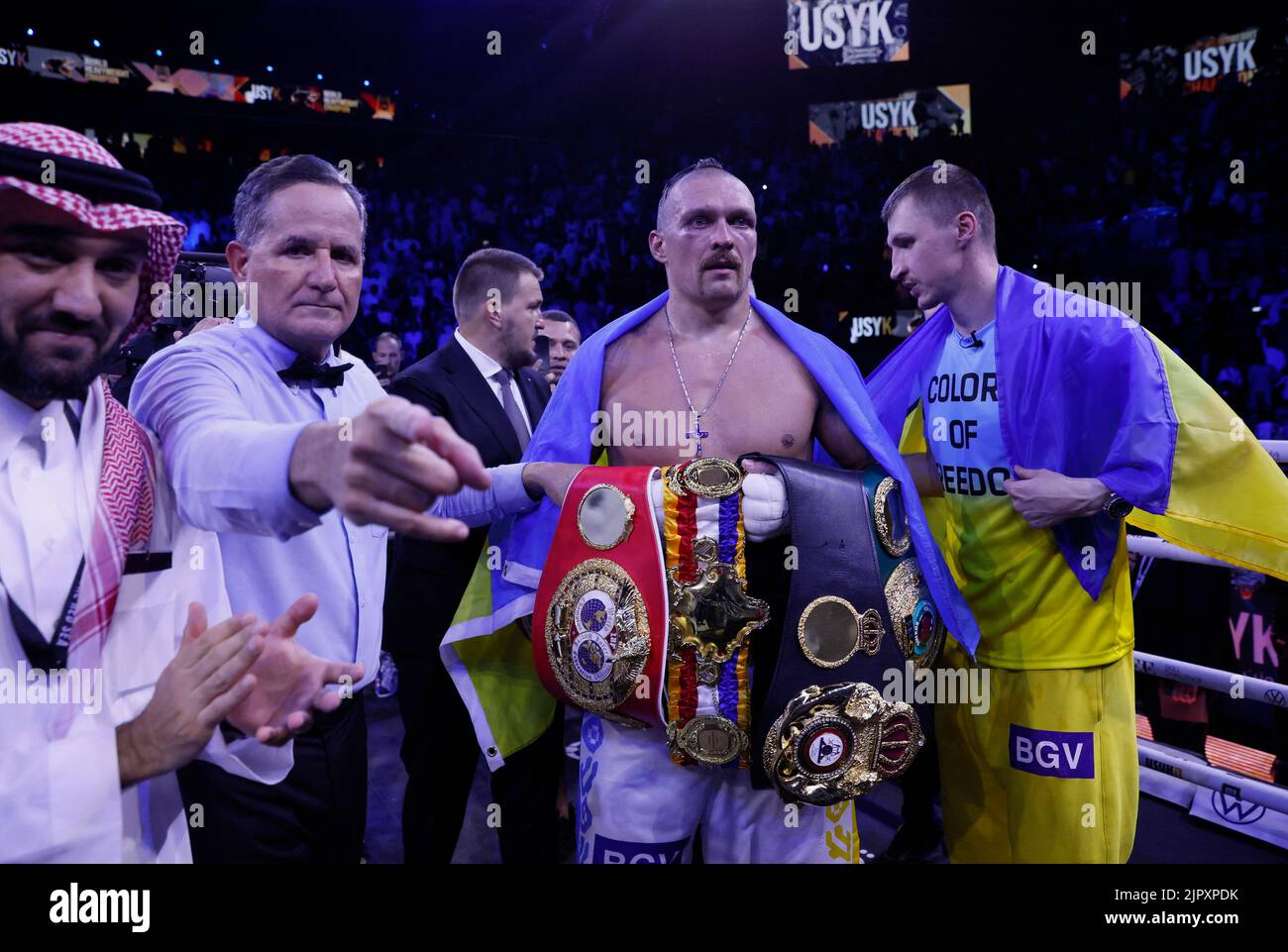 Oleksandr usyk belts hi-res stock photography and images - Alamy
