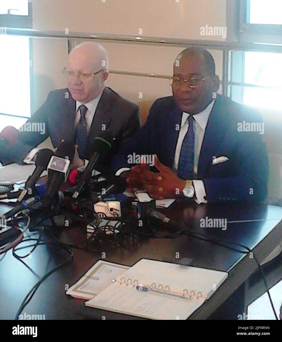 Thierry Moungalla et Pierre Mabiala Stock Photo - Alamy