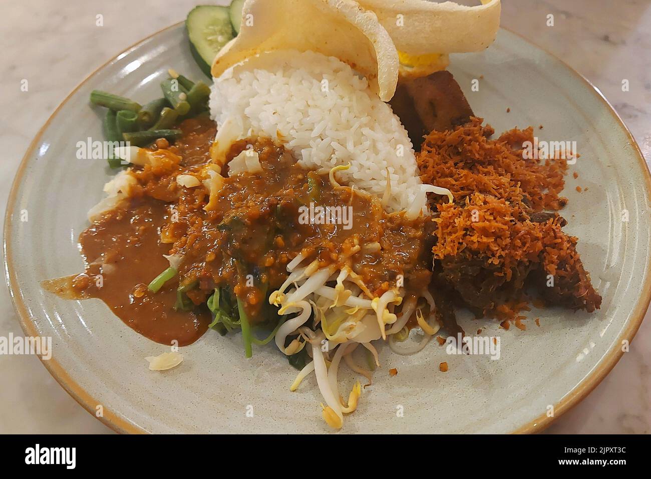 Nasi pecel hi-res stock photography and images - Alamy