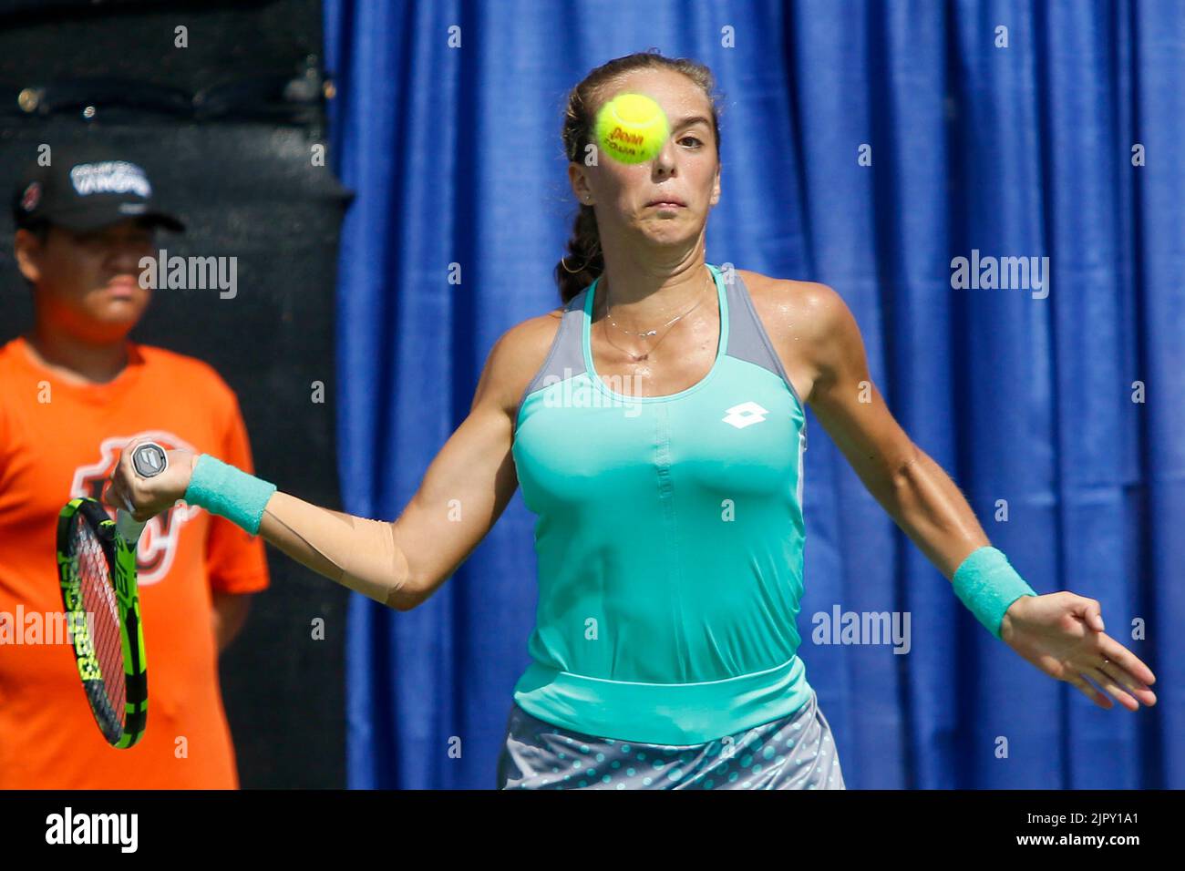 20/08/2022 - VANCOUVER, BC - AUGUST 20: Semi-Finals: Lucia Bronzetti of ...