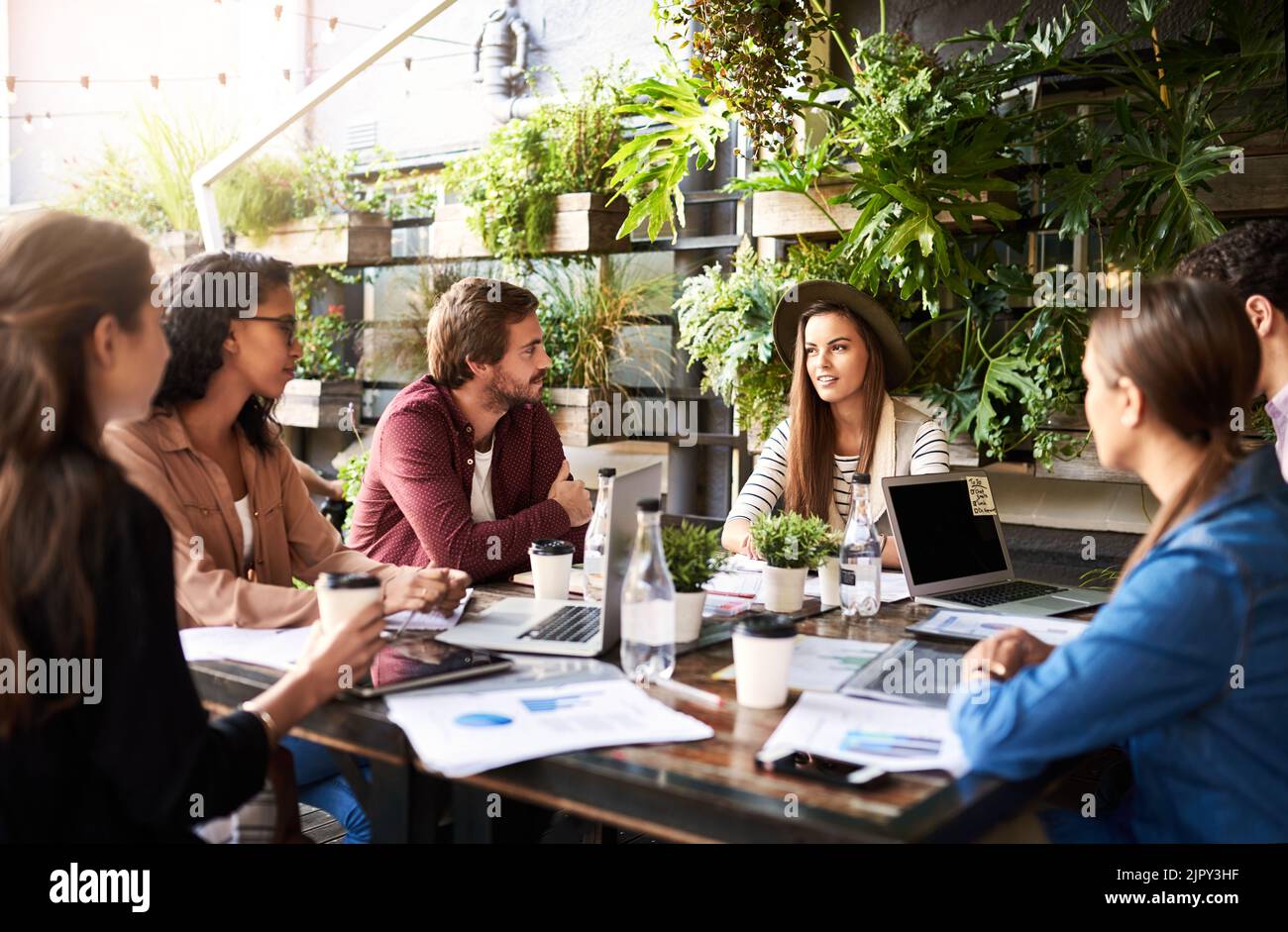 Engaging as a group hi-res stock photography and images - Alamy