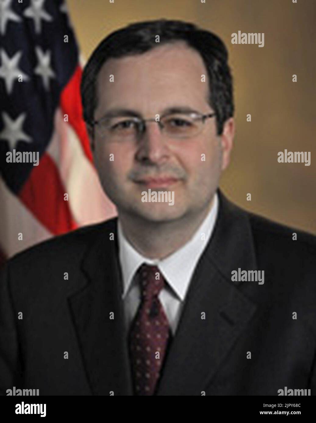 Thomas Perrelli USDOJ portrait Stock Photo - Alamy