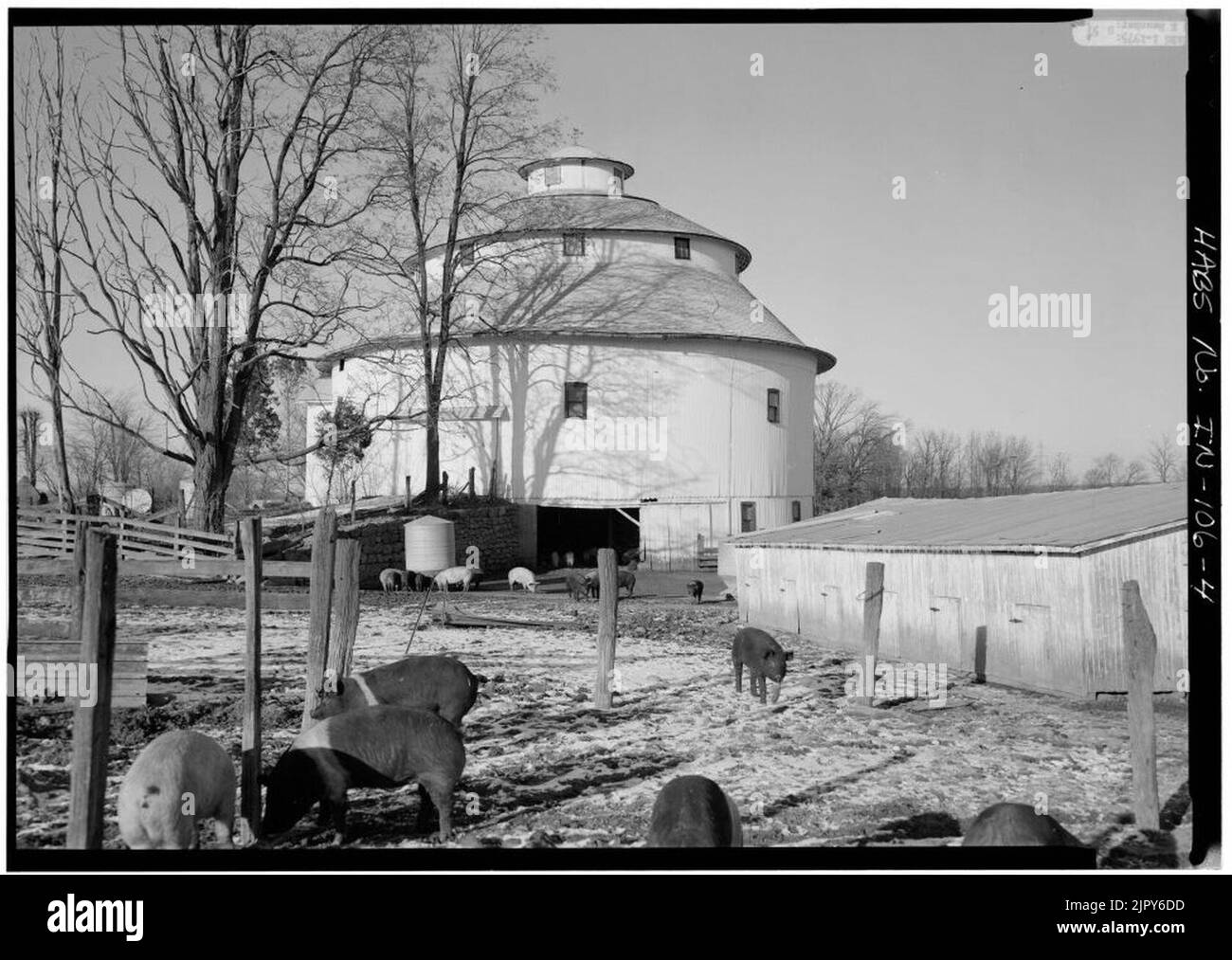 Thomas Ranck Rd Barn 064516pu Stock Photo - Alamy