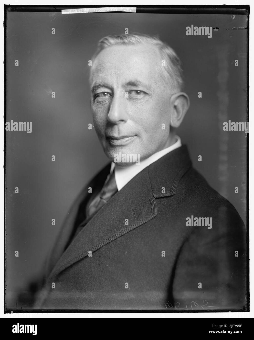 E w thompson hi-res stock photography and images - Alamy