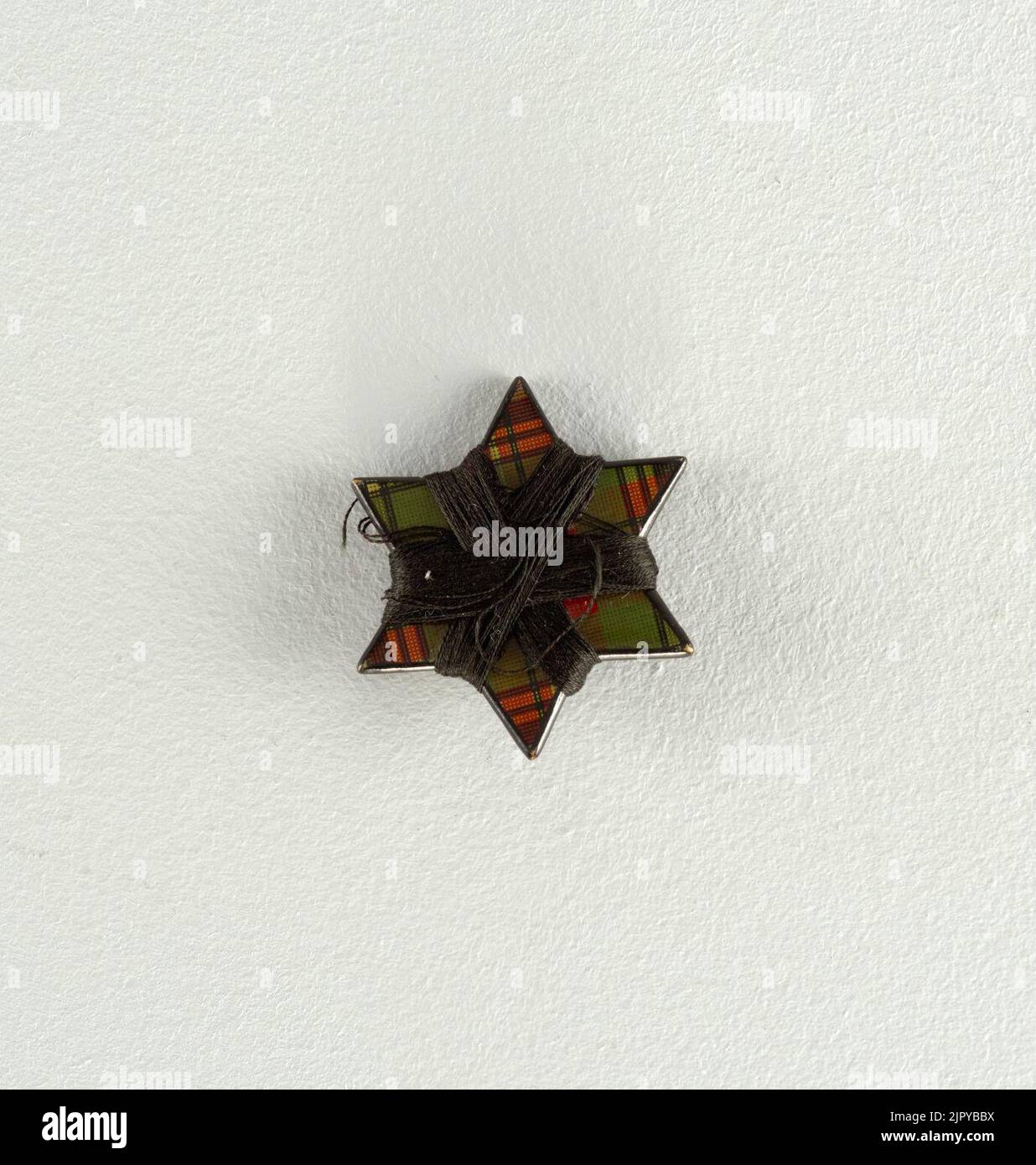 Thread Spool (Scotland for export), ca. 1880–1900 Stock Photo - Alamy