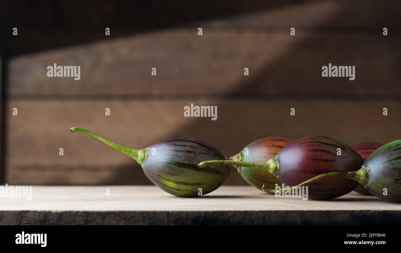 Egg shaped fruit hi-res stock photography and images - Alamy