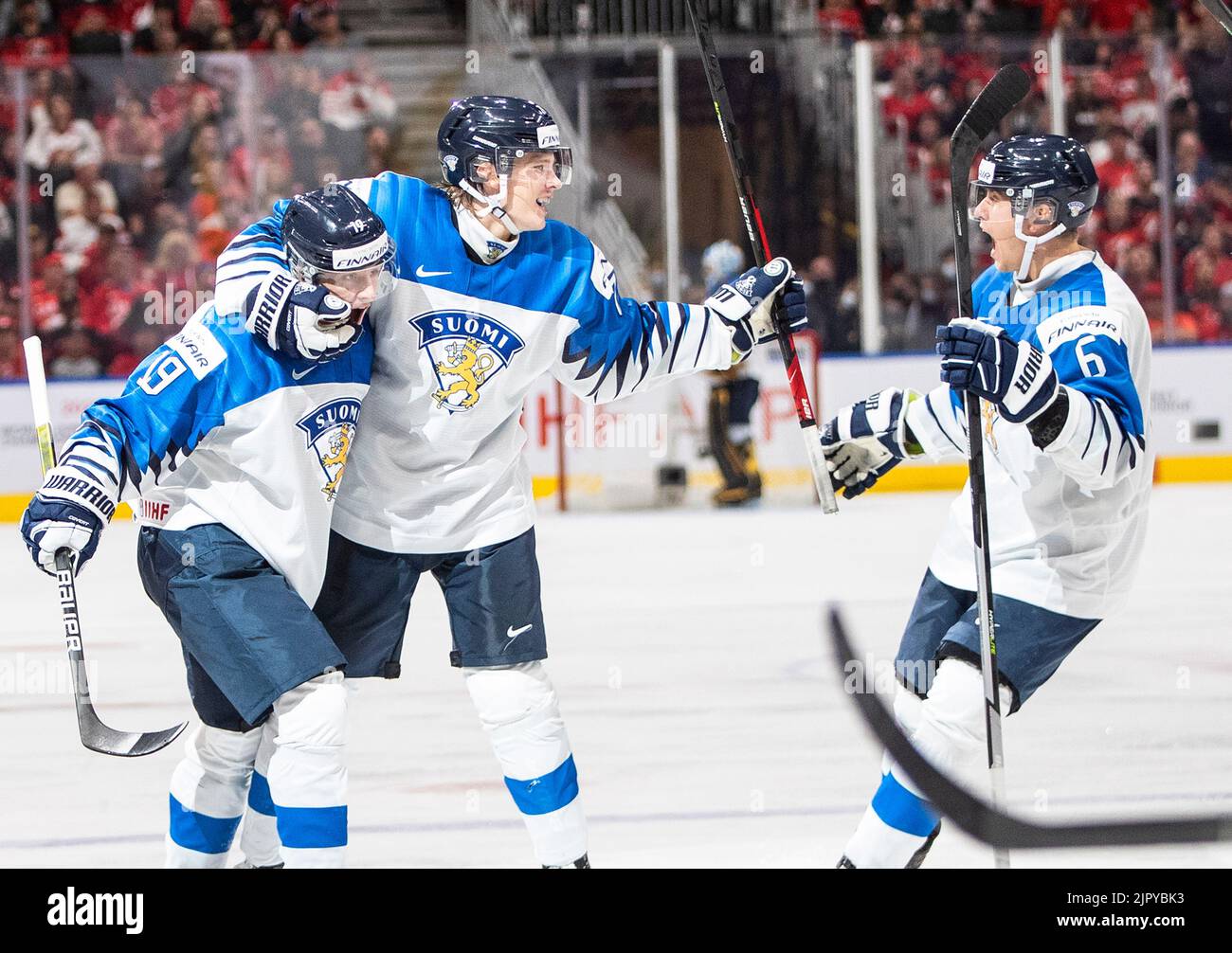 Junior elliot hi-res stock photography and images - Alamy