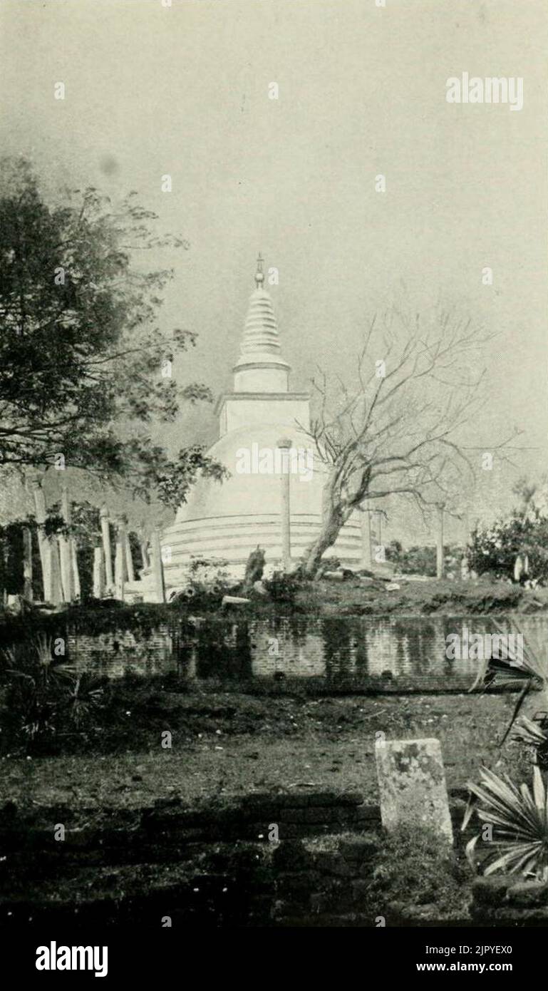 Thuparama Dagaba 0279 Stock Photo - Alamy