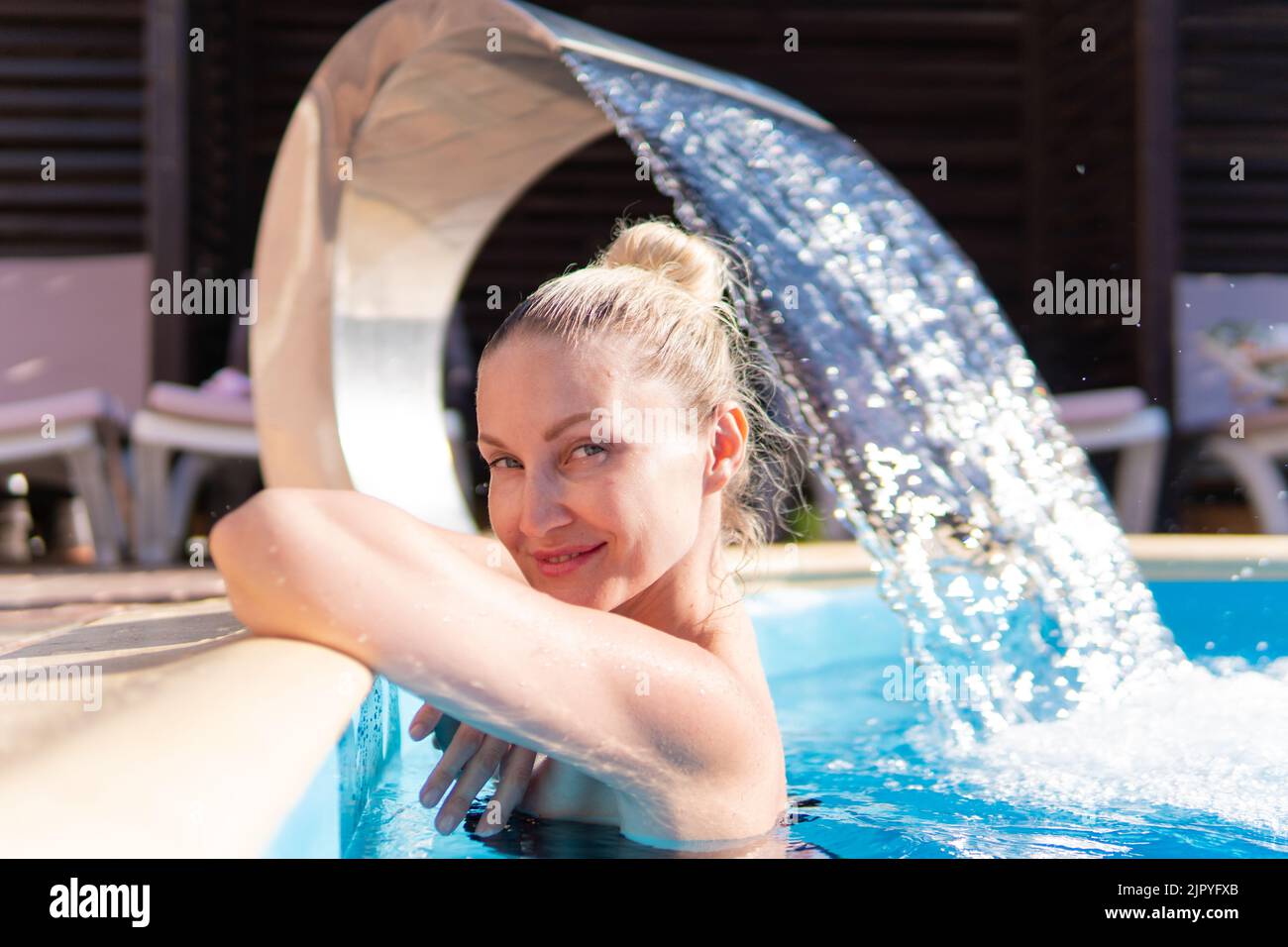 Luxury outdoor wellness hi-res stock photography and images - Alamy