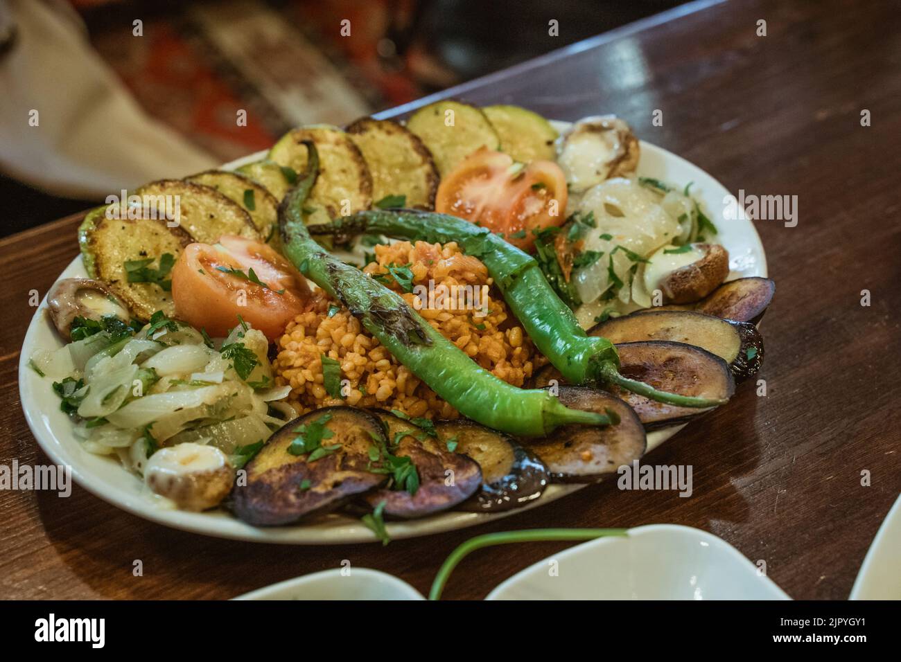 Shawarma meat platter hi-res stock photography and images - Alamy
