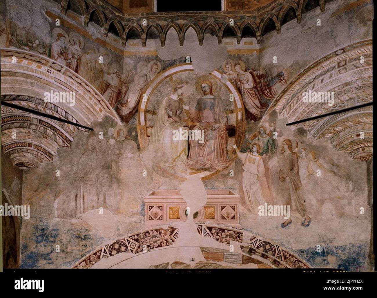 Tiburio dell'abbazia di chiaravalle hi-res stock photography and images ...