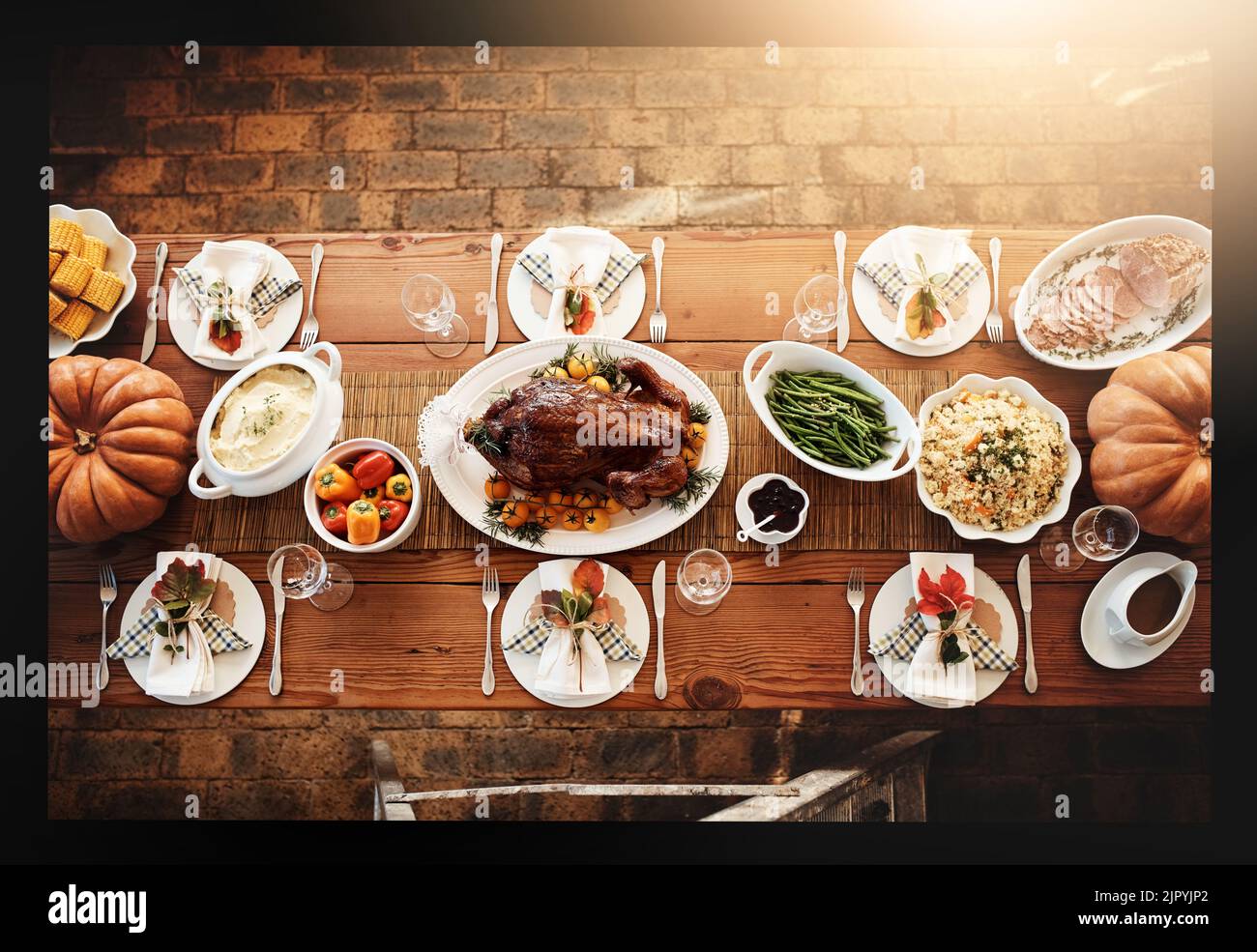 Thankful table hi-res stock photography and images - Alamy