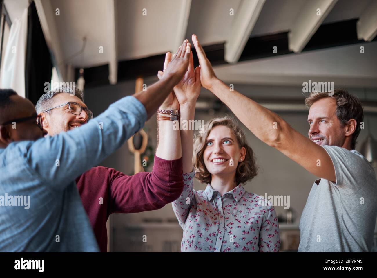 Teamwork minds hi-res stock photography and images - Alamy
