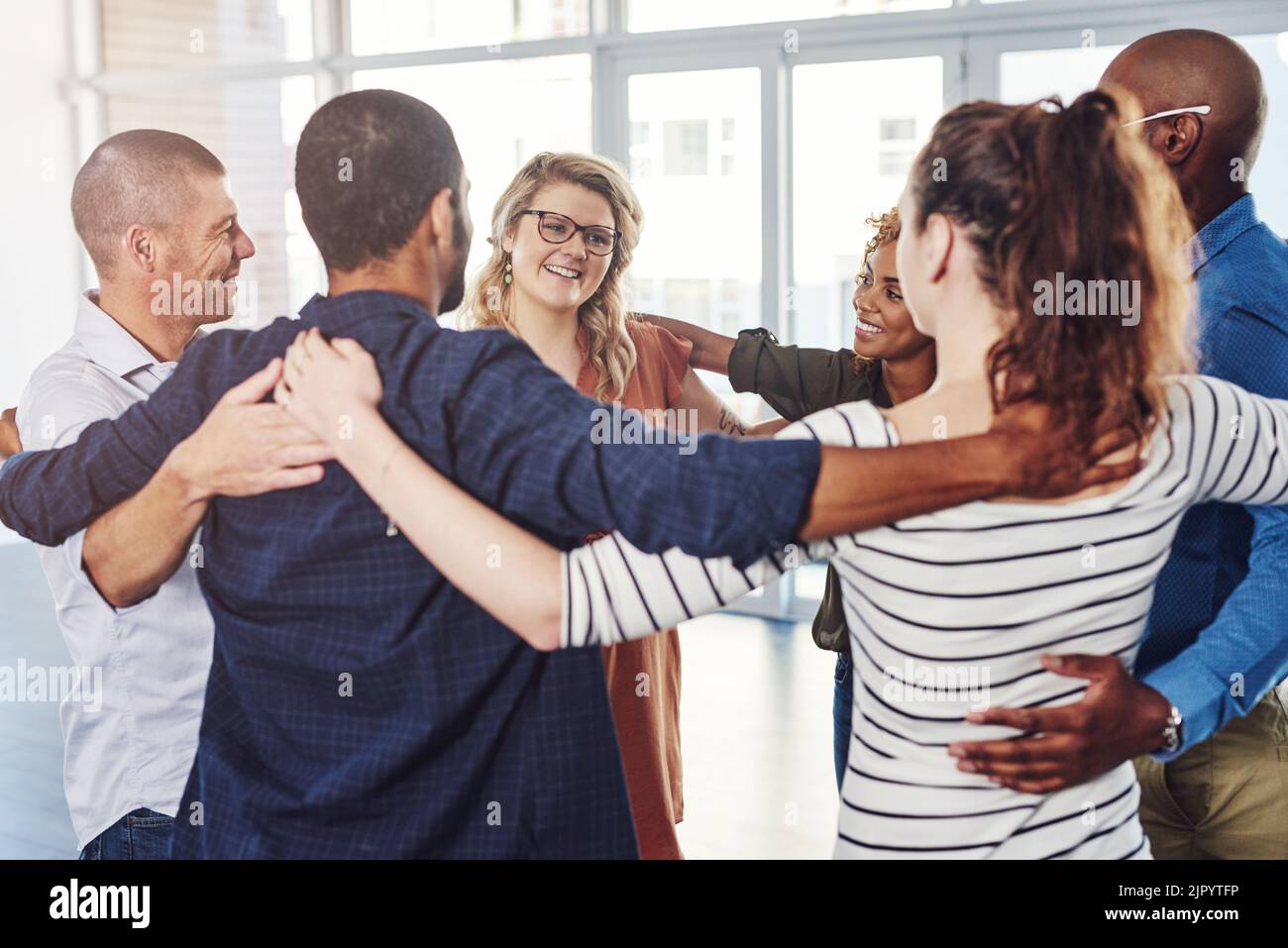 People standing too close hi-res stock photography and images - Alamy